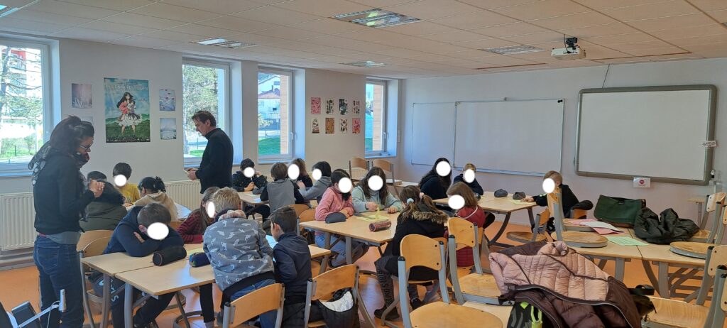 1 classe entière cachée | Circonscription de Lure (70200)